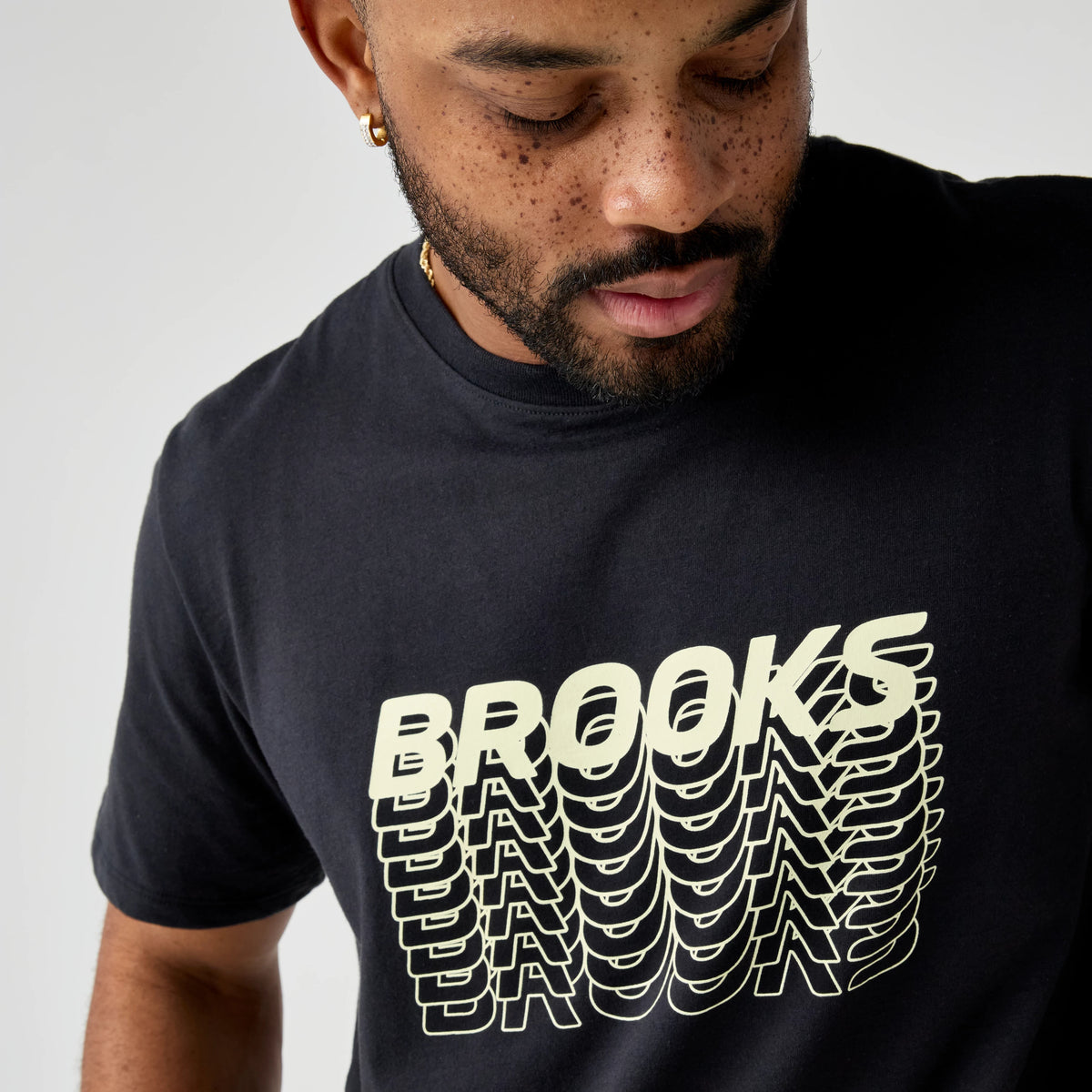 Brooks | Graphic Short Sleeve | Men's | Black/Luminary – Confluence ...